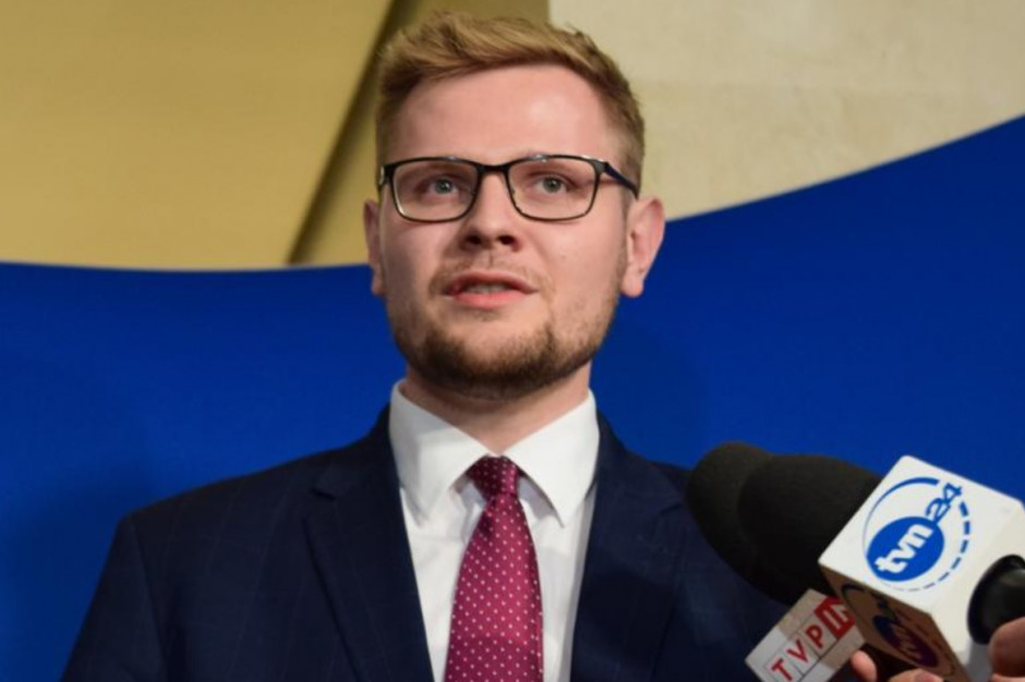 Woś: Sytuacja z koronawirusem wymaga zaangażowania wszystkich instytucji