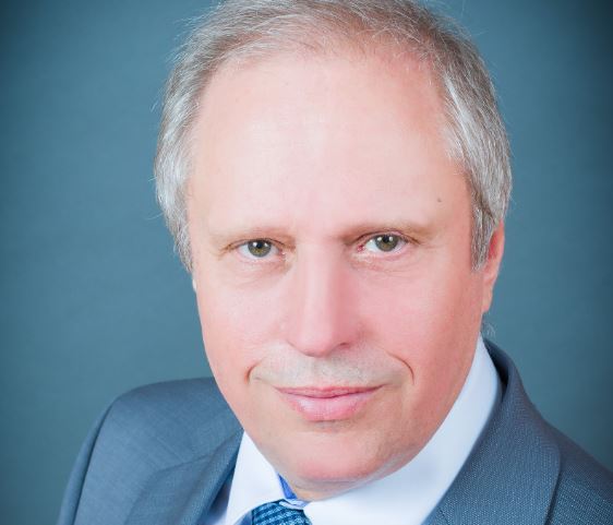 Dwukadencyjność także dla radnych. Socjolog o samorządności w 30 lat od ...