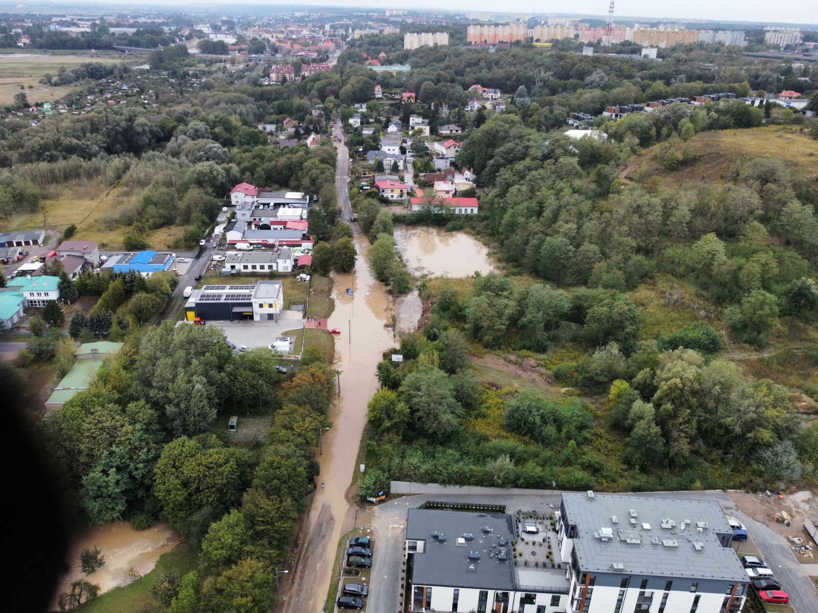 Krajobraz po burzy. W Gorzowie i gminie Santok trwa szacowanie strat