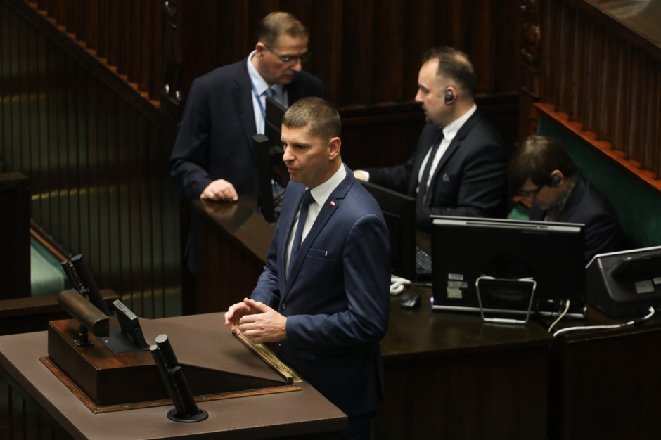 Piontkowski o lex Czarnek: Chodzi o "ucywilizowanie" organizacji w szkołach
