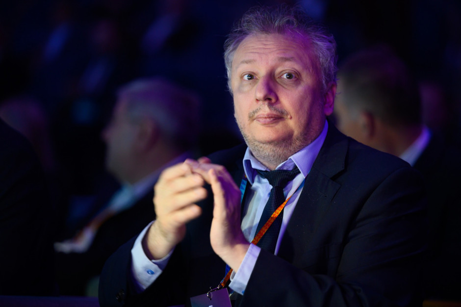 Samorządy miały blisko 15 mld zł nadwyżki po trzech kwartałach