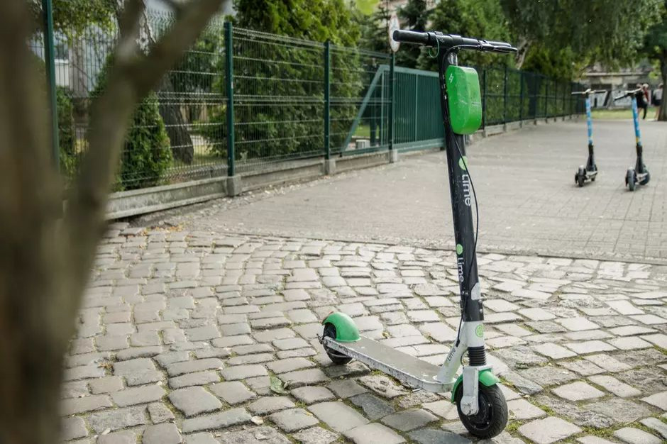 Od maja nowe zasady korzystania z hulajnóg elektrycznych. Będą ... Od maja nowe zasady korzystania z hulajnóg elektrycznych. Będą ...