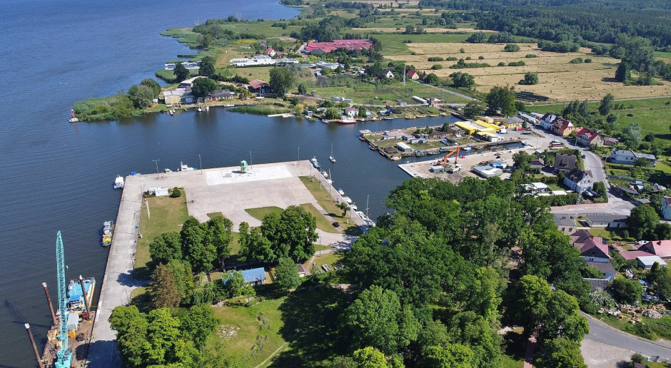 Port morski w Trzebieży z planem zagospodarowania przestrzennego