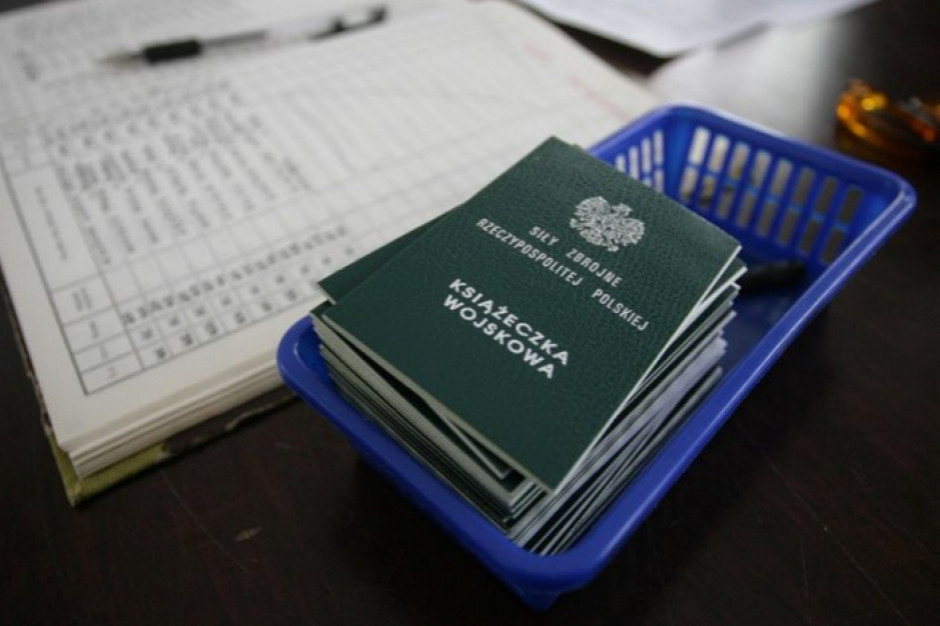 Nie tylko 19-latkowie. W 2024 r. wojsko wezwie prawie ćwierć miliona Polaków