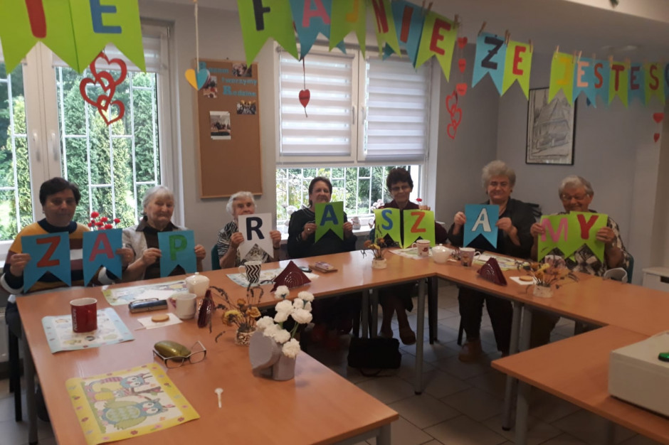 Są pieniądze na domy i kluby seniora. Oto zasady i terminy naboru w programie Senior Plus