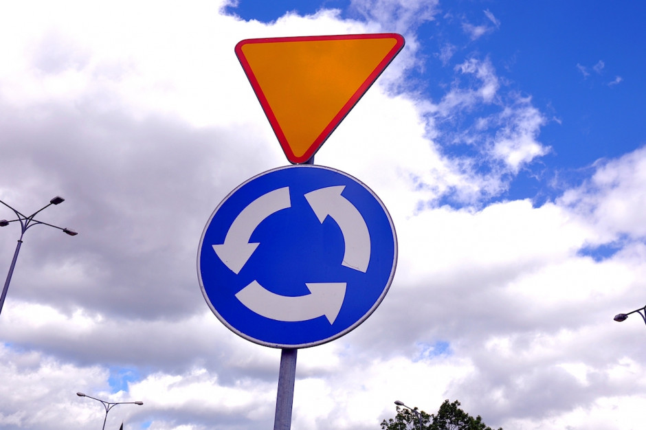 Będzie przebudowa odcinka drogi krajowej nr 45. Powstanie rondo za 11 mln zł