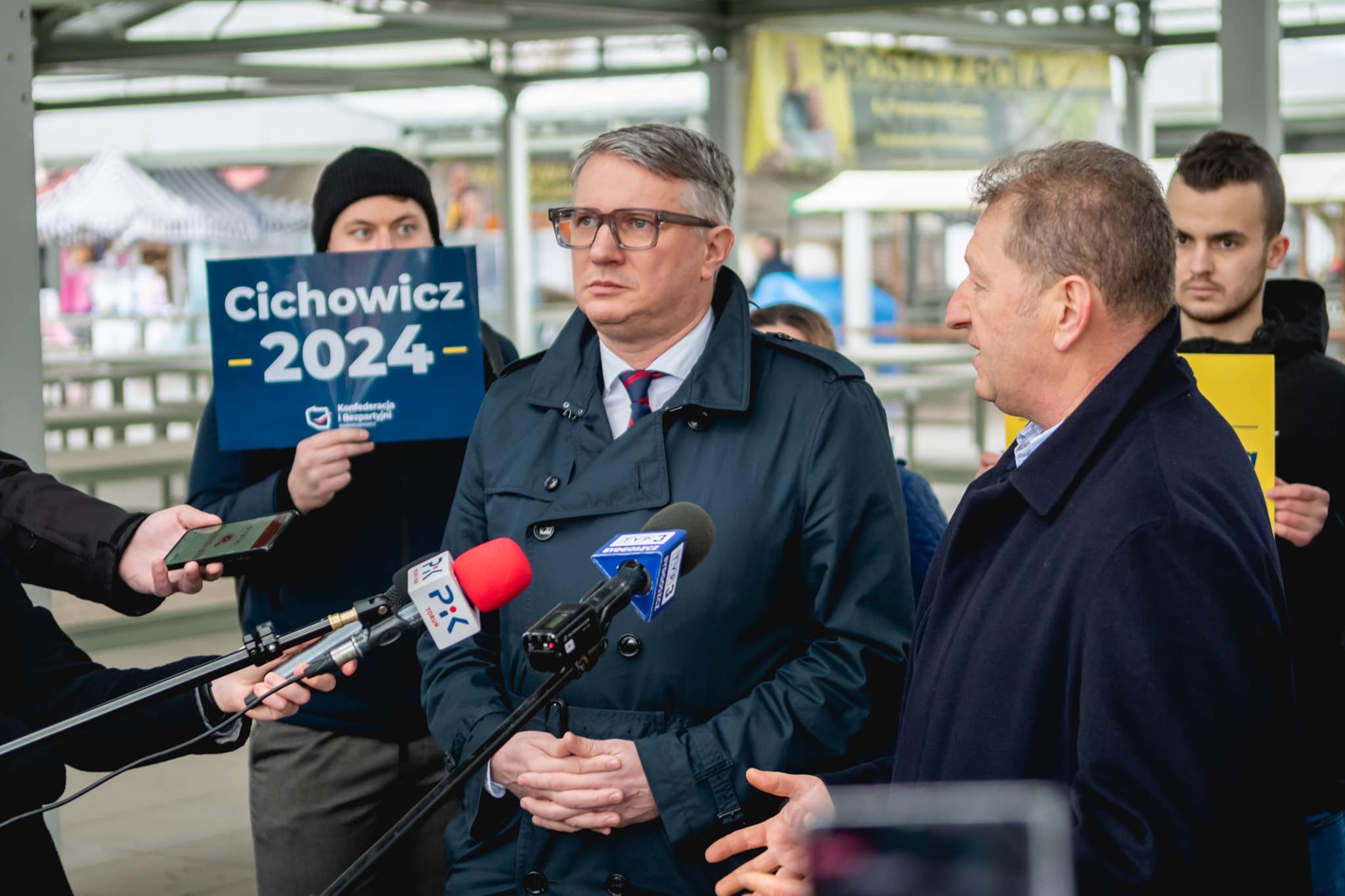 Konfederacja w Toruniu walczy targowisko miejskie