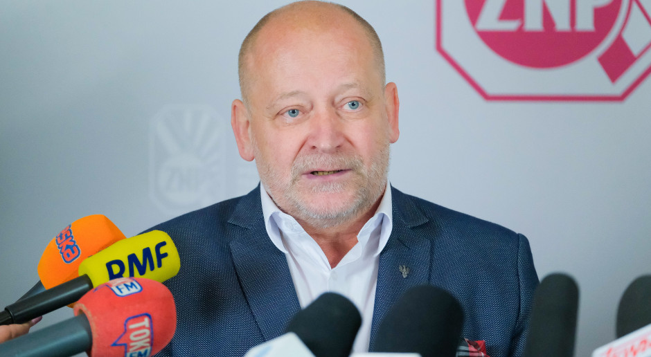 Nauczyciele bez wynagrodzenia przez 4 miesiące. Wypłaty nie będzie