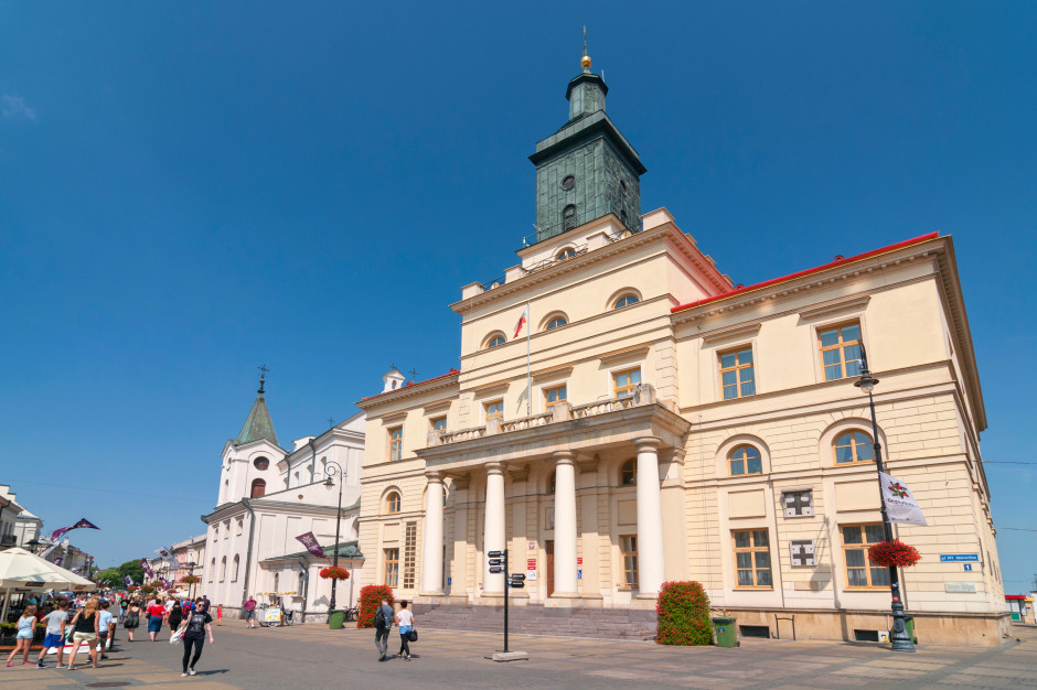 Flaga Ukrainy znika z miejskiego ratusza. To odpowiedź na działanie ...