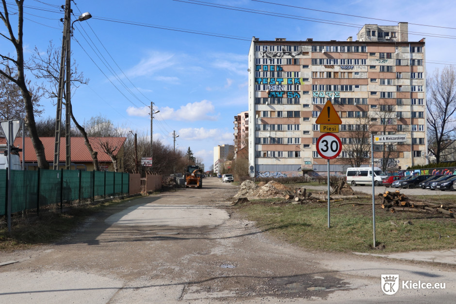 Wielka płyta do likwidacji. 10-piętrowy blok z PRL-u do wyburzenia